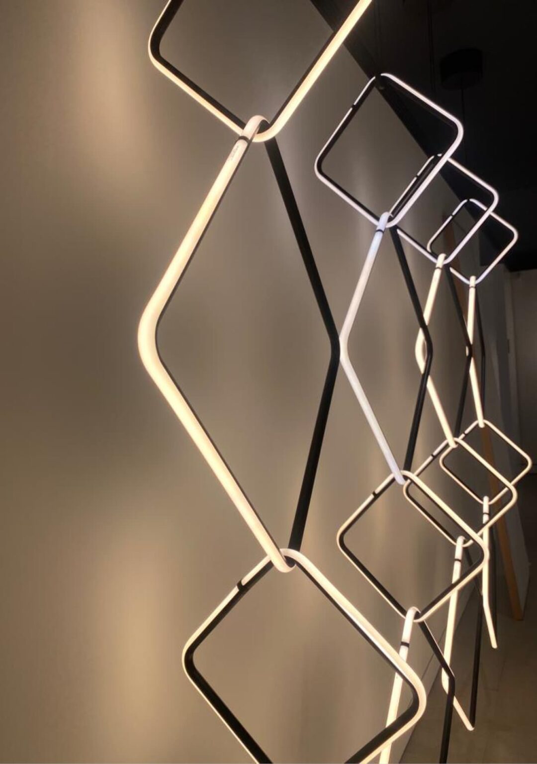 Salone del Mobile — Möbelmesse Mailand – KITZIG INTERIOR DESIGN GmbH